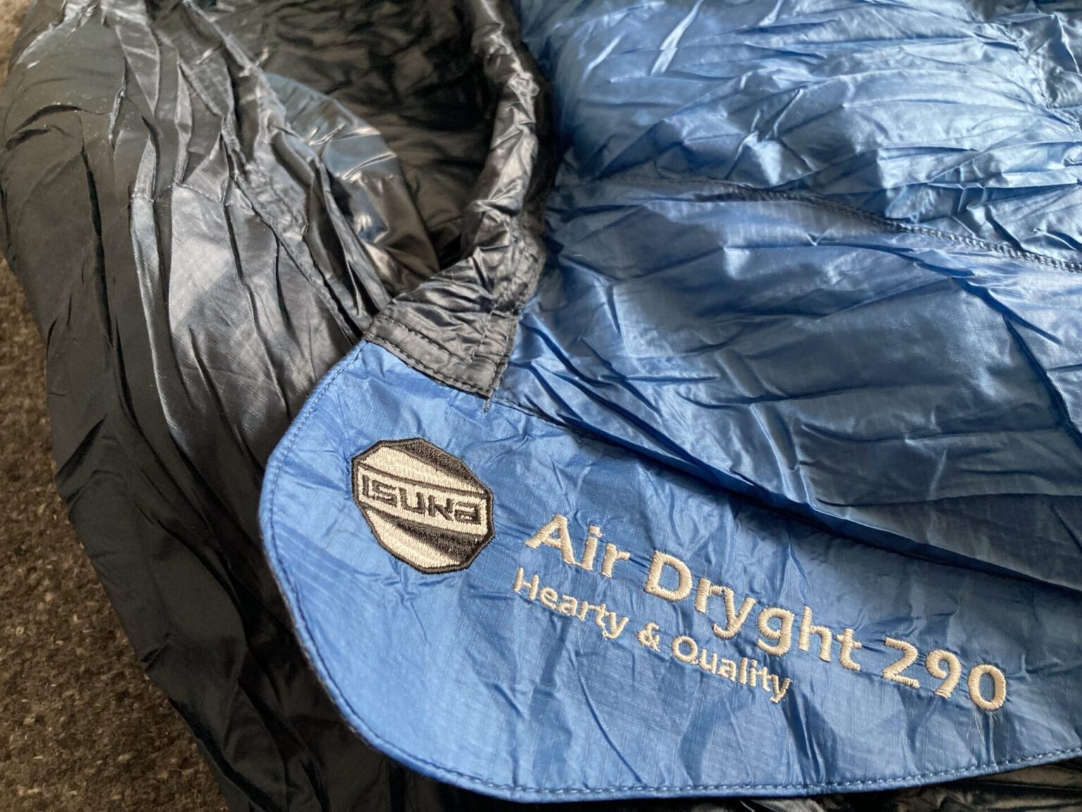 【イスカ・エアドライト290】使用感をレビュー！「軽さ」と「保温力」のバランスの取れた3シーズン用シュラフ！｜OPO85_OUTDOOR LIFE